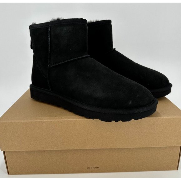 UGG | Shoes | Ugg Womens Black Classic Ultra Mini Ii Boots Sz 8 Suede ...